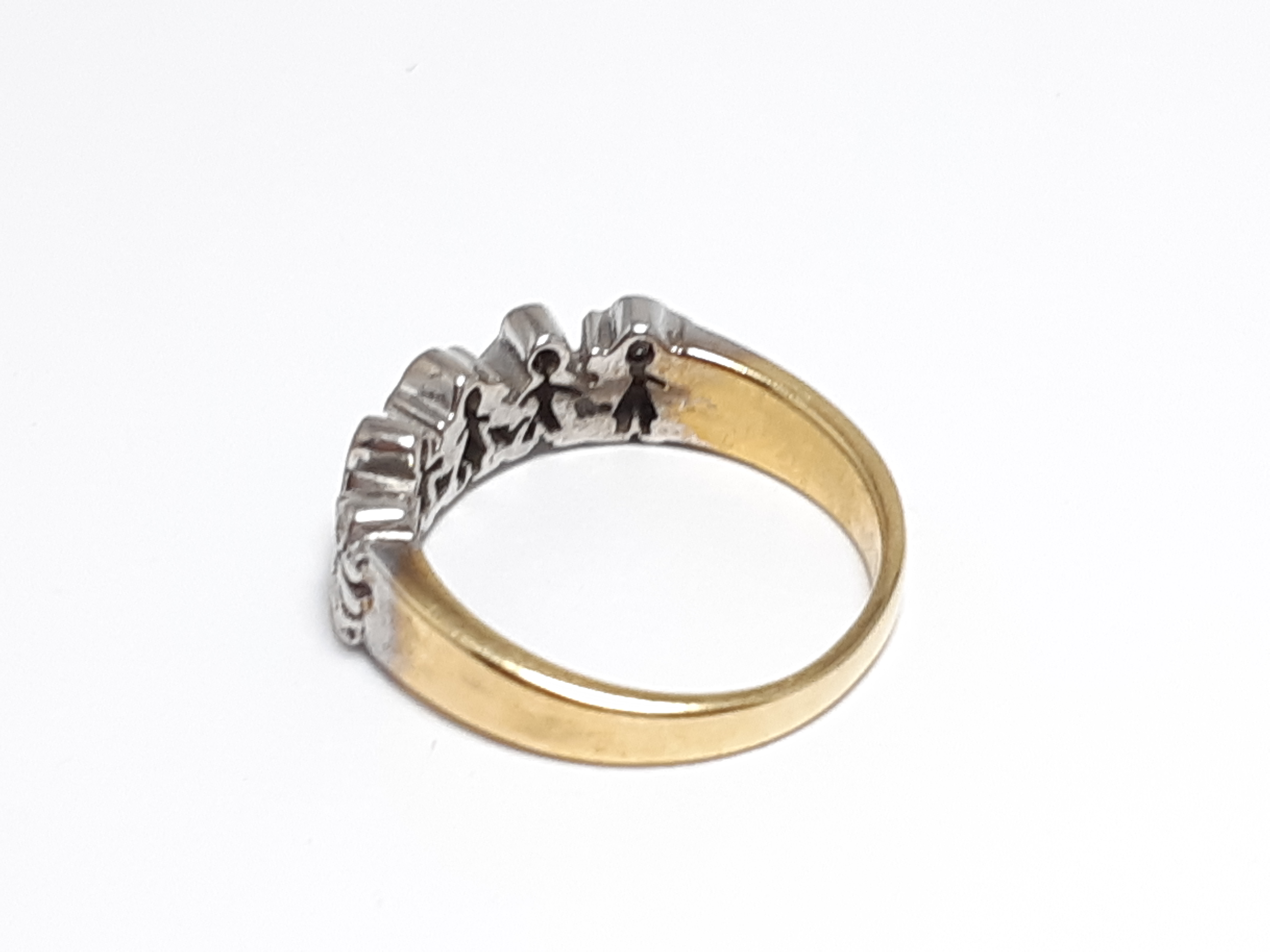 Sortija Niño-Niña de TOUS en Oro bicolor de 18kts.y Brillantes. — Dantik.es